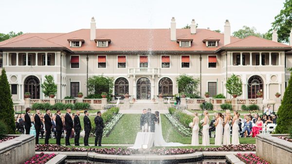 5 Reasons to Consider a Sunday Wedding Date - Chicago Style Weddings