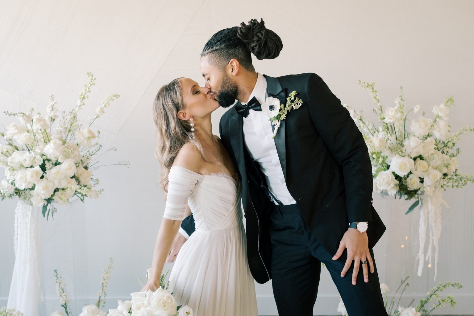 Textured & Timeless at Walden Chicago - Chicago Style Weddings