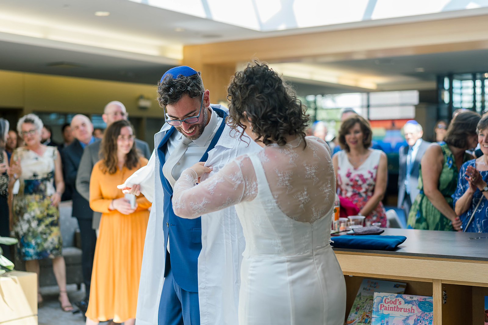 3 Heart-Melting Jewish Wedding Traditions (and How Your Photographer ...